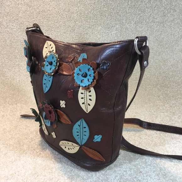 Leaders in Leather | Bags | Leaders In Leather Zip Top 3d Flower ...